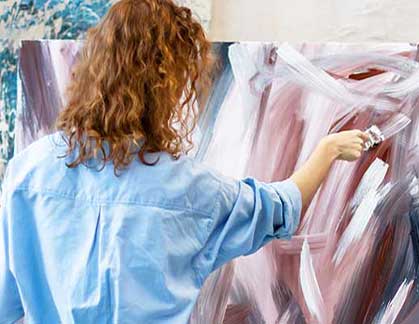 BA vs BFA Degree: What's the Difference? (How to Choose)